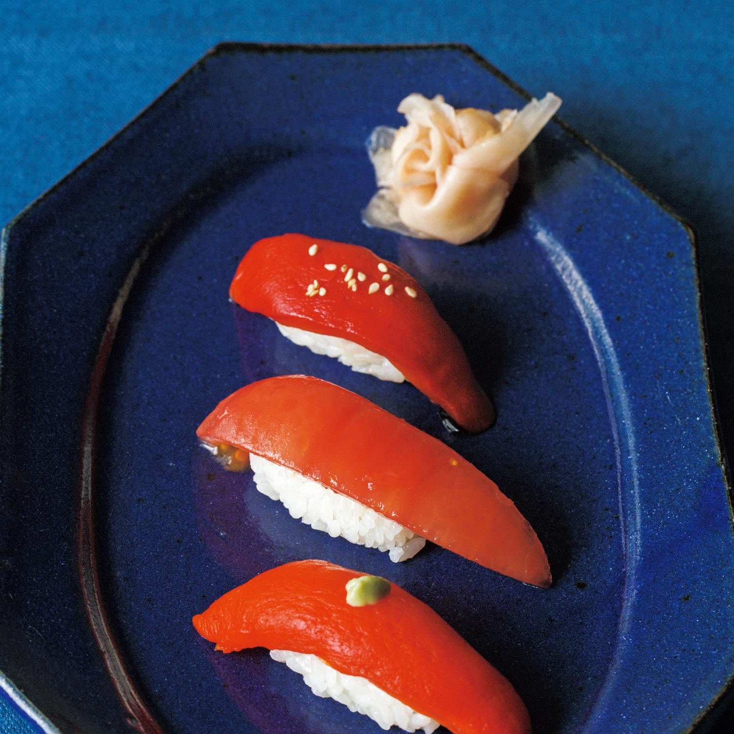 Nigiri modoki de "thon mariné", recette - Vegan Pratique